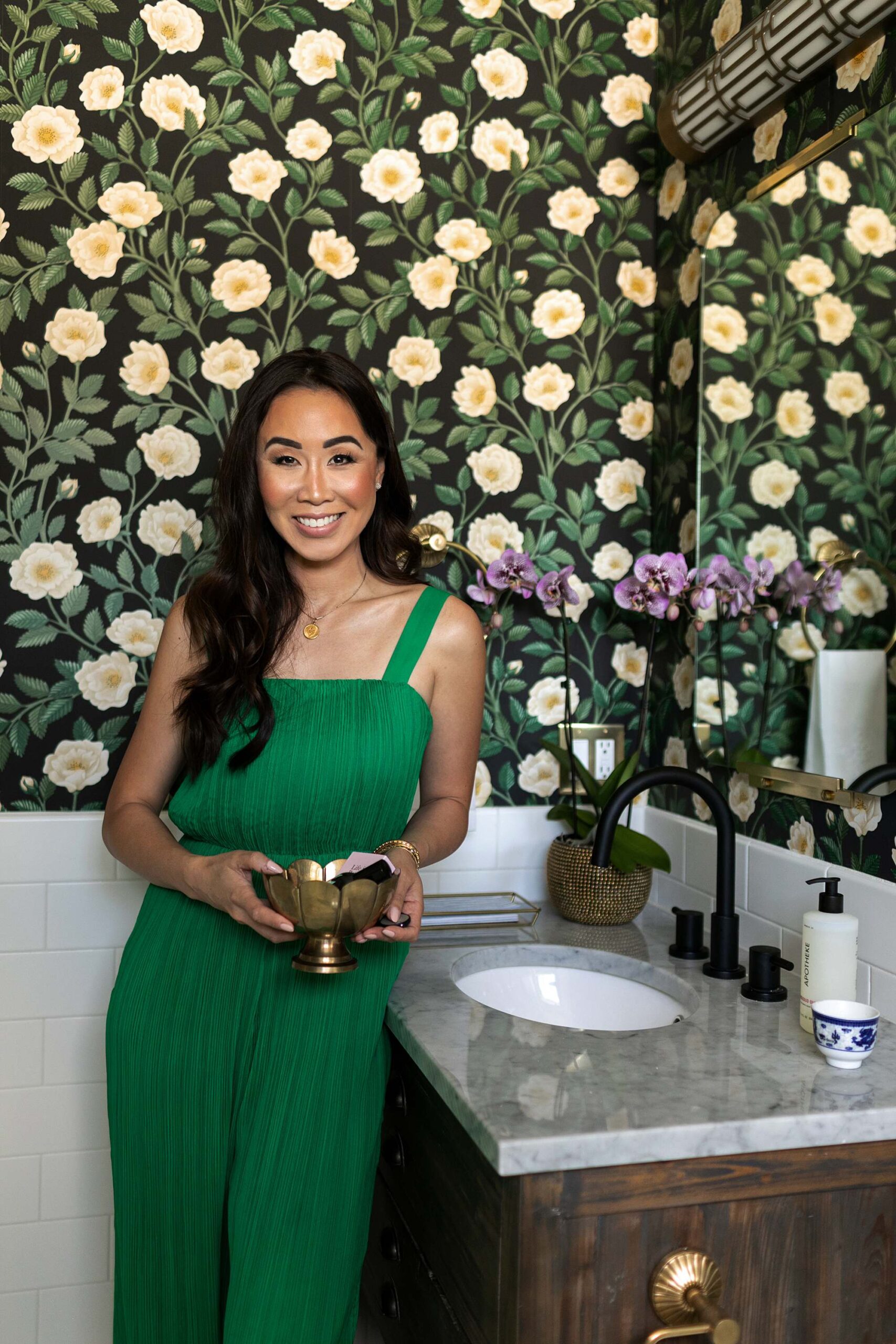 Cole-son-hampton-roses-wallpaper-dark-wllpaper-bathroom-Phoenix-Arizona ...