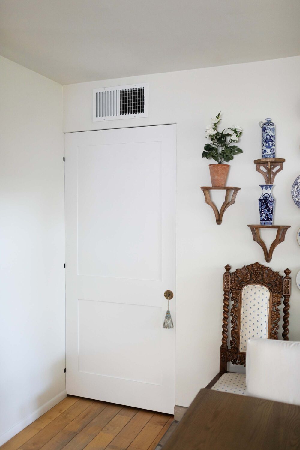 How and why we Installed a Harmon Hinge door – Diana Elizabeth Blog