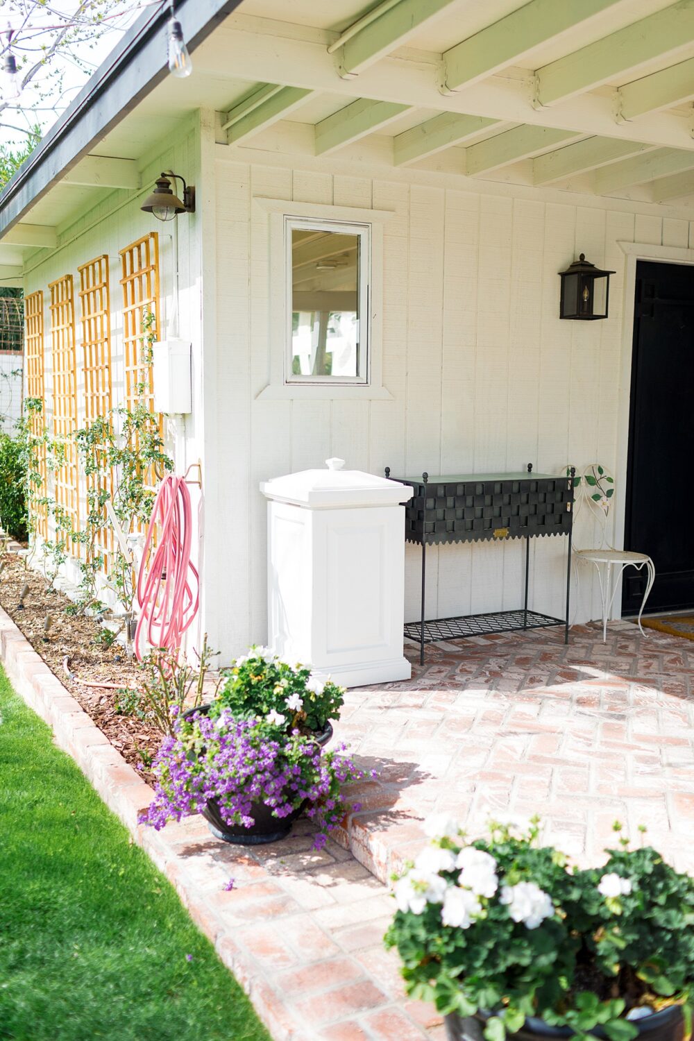 Pretty Outdoor Trash Bins – Diana Elizabeth Blog