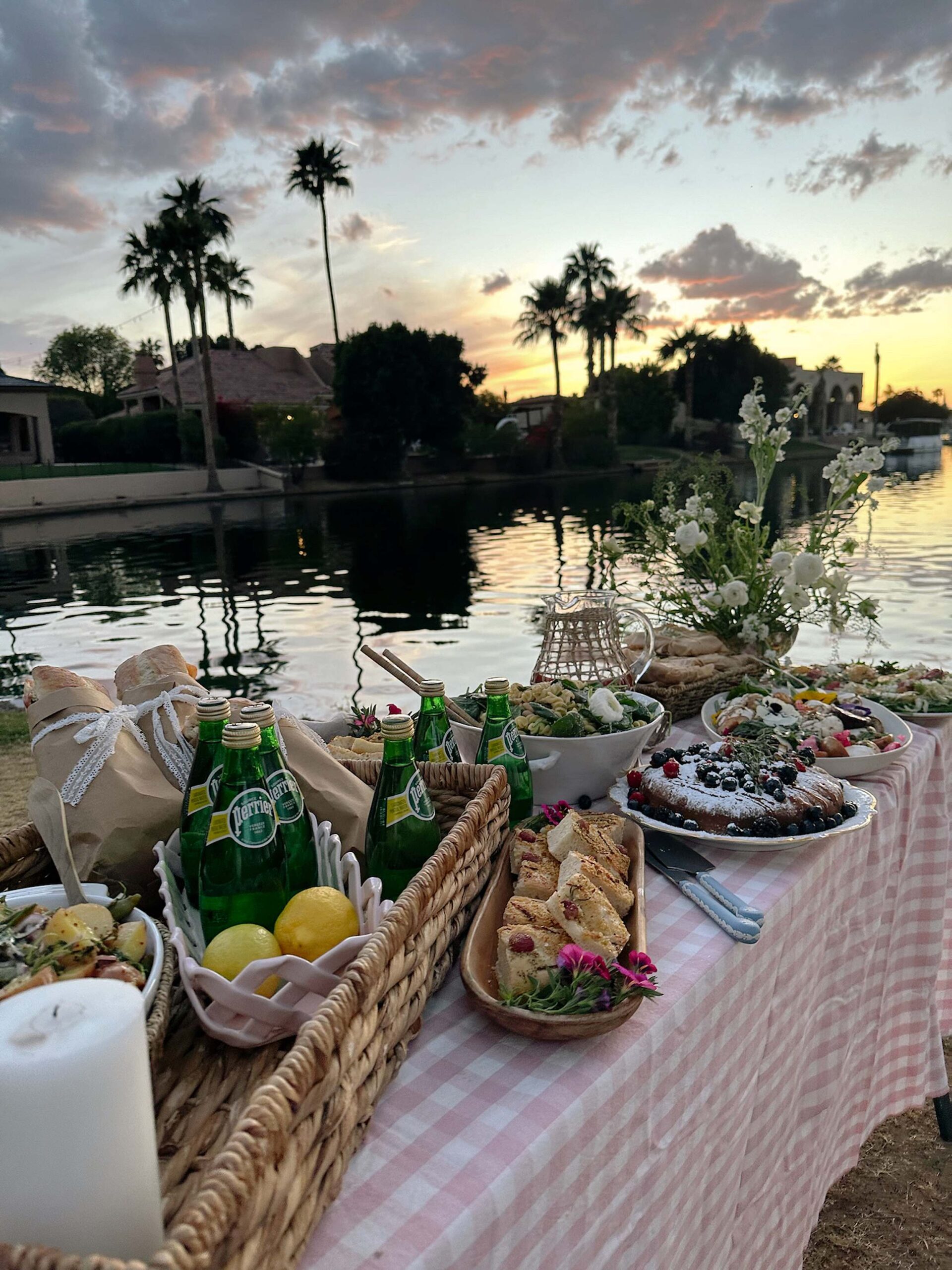 Picnic by the lake - Diana Elizabeth Steffen