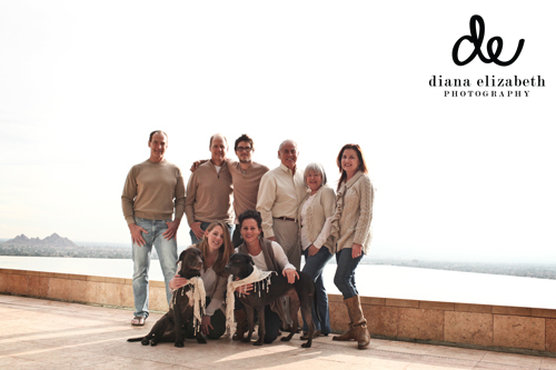 arizona_infinity_pool_large_family_portrait_photography – Diana ...